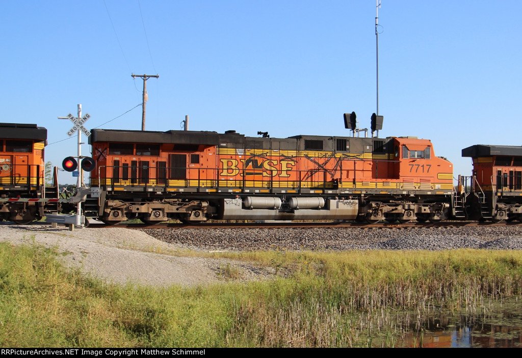 BNSF 7717